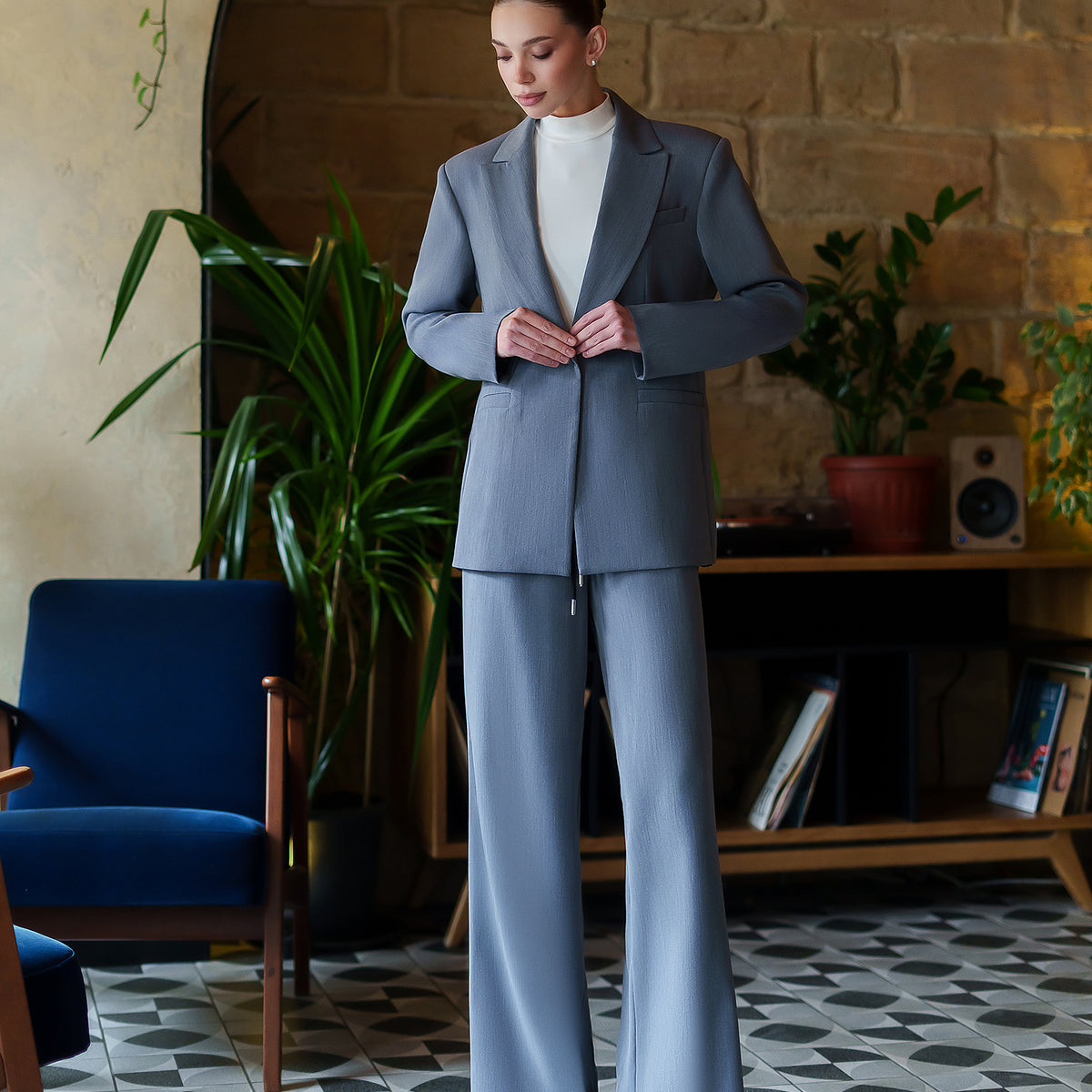 Monica Grey Peak Lapel Wide-Leg Suit 3-Piece – ELAGIA