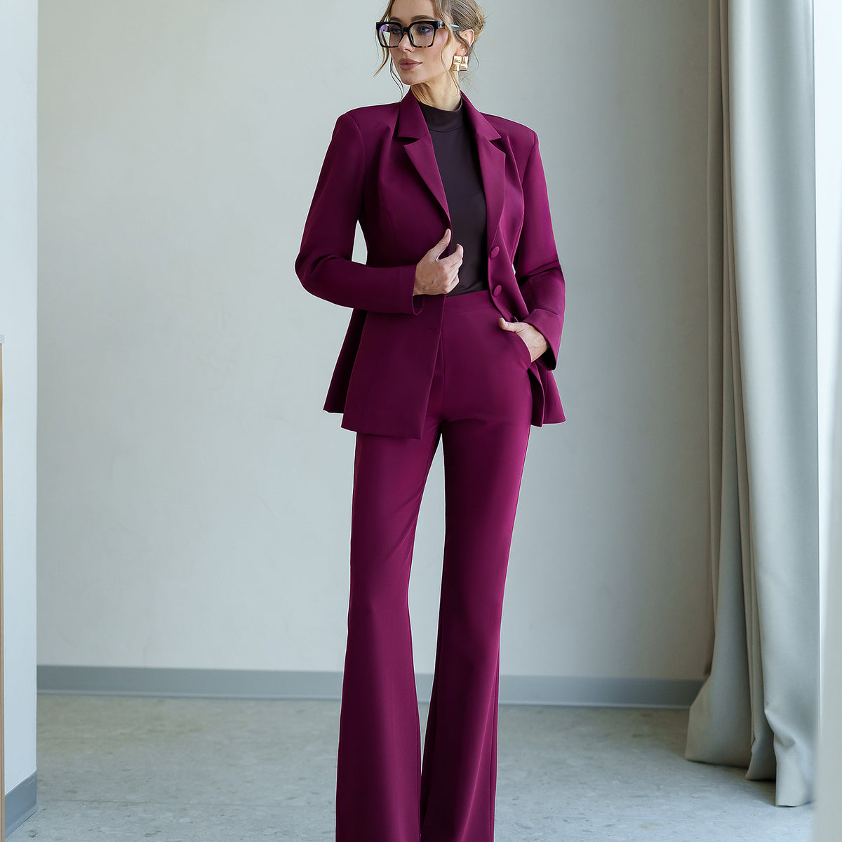 Bordeaux Women's Business Suit 2-Piece Chloe | ELAGIA