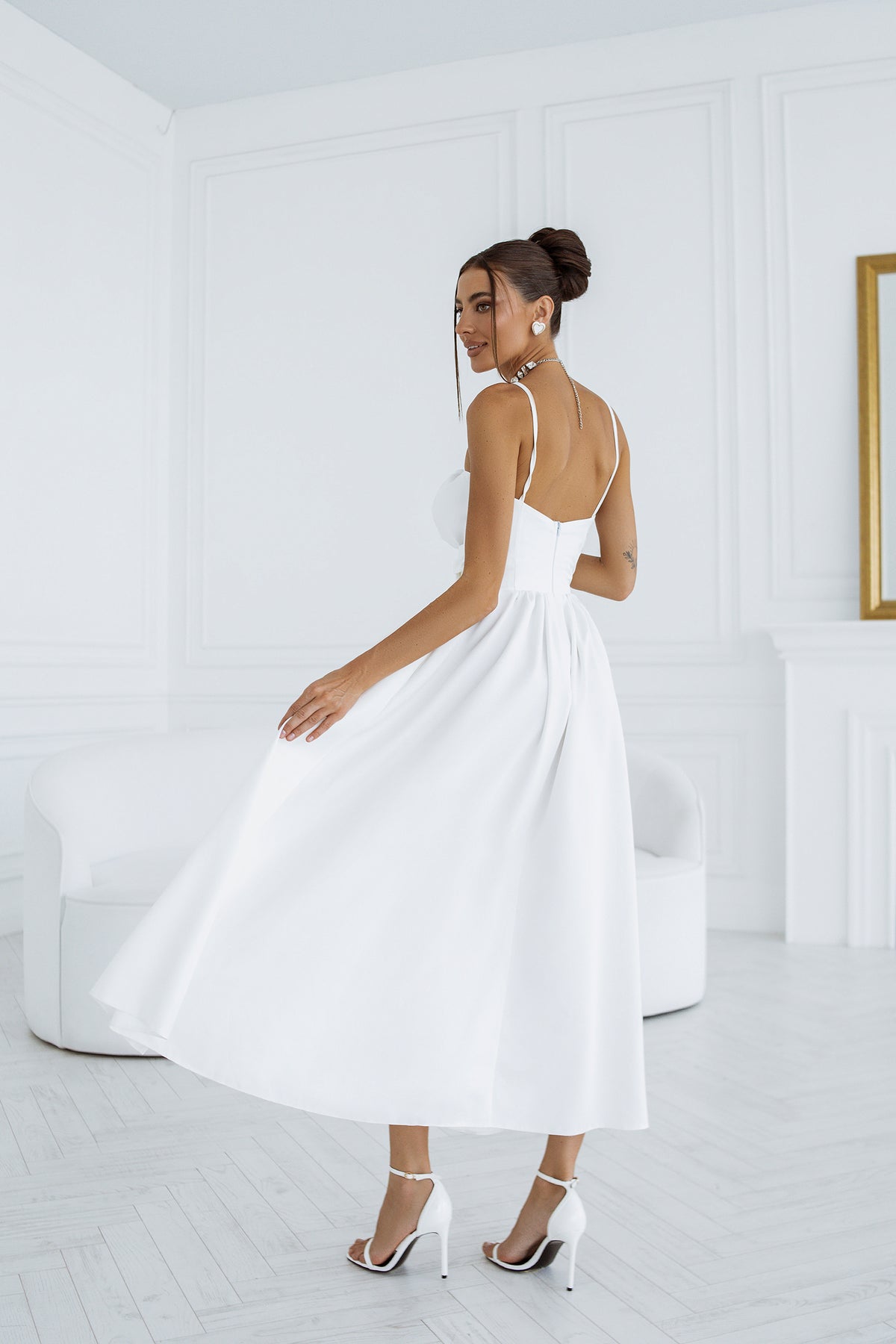 White Sweetheart Cut-Out Midi Dress – ELAGIA