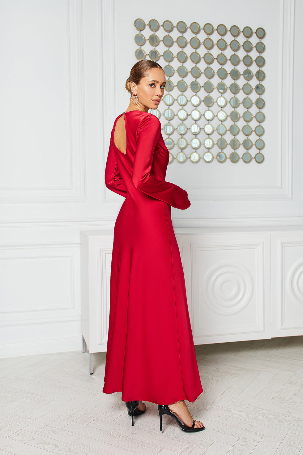 Alexa Red Satin Long Sleeve Maxi Dress – ELAGIA